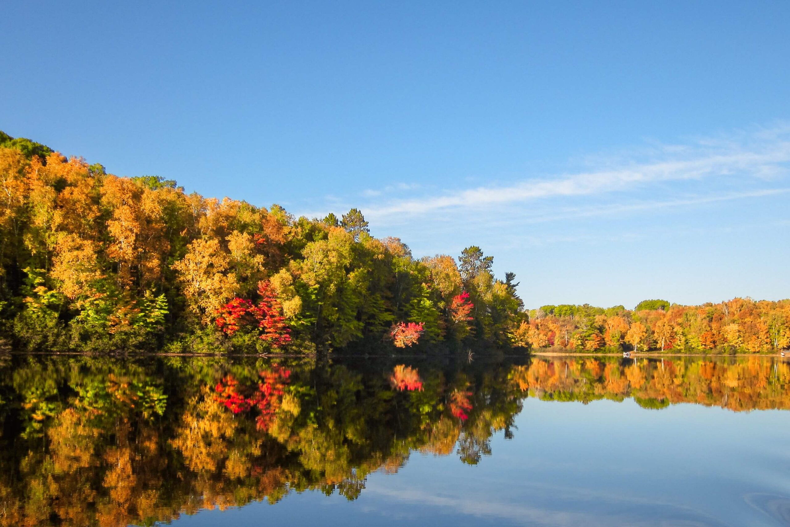 Best Ways To See The Fall Foliage In Minnesota - Twin Springs Resort