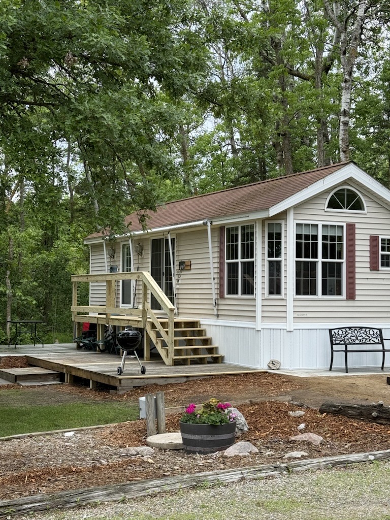 - Birch - Twin Springs Resort